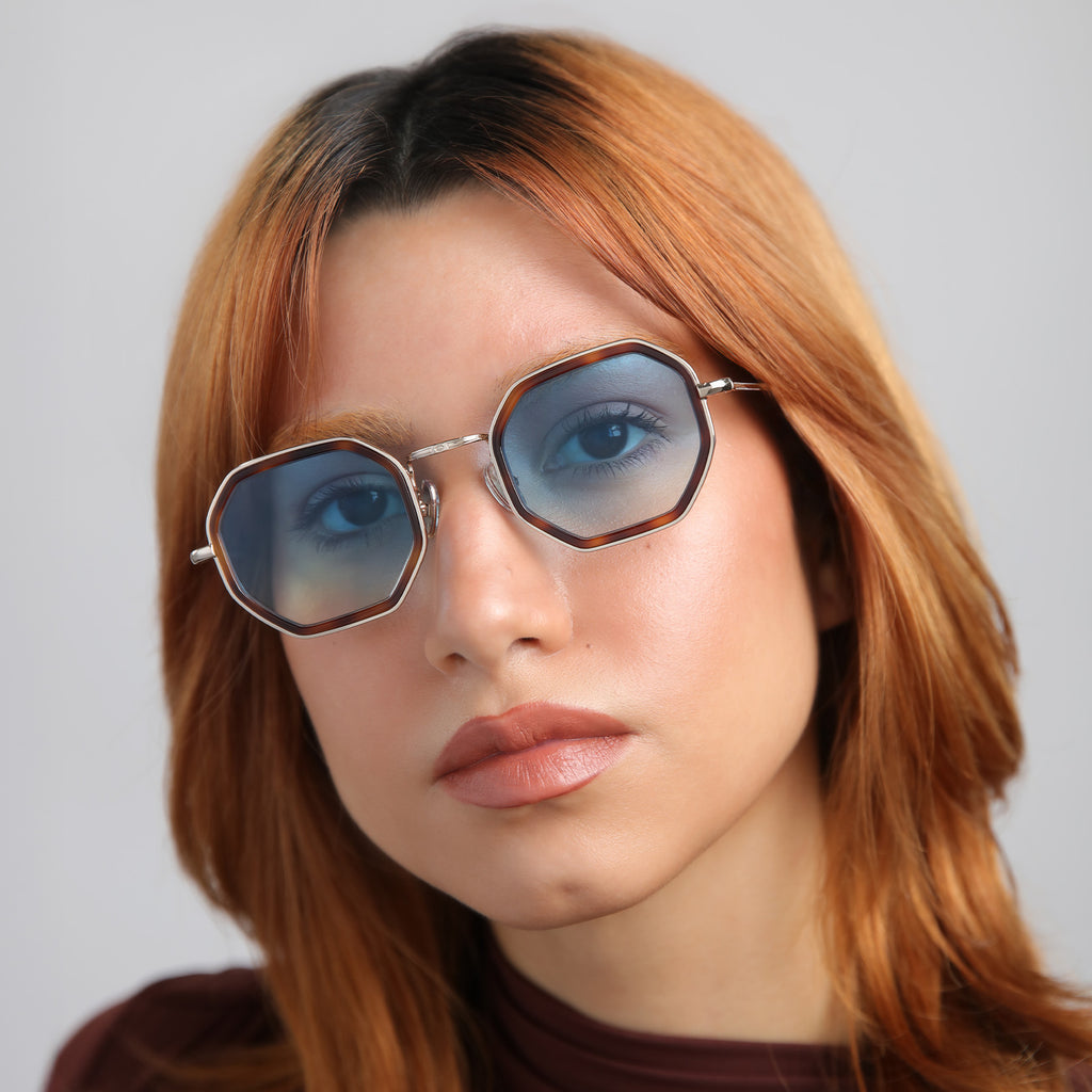 Dylan Tate Sunglasses | illesteva