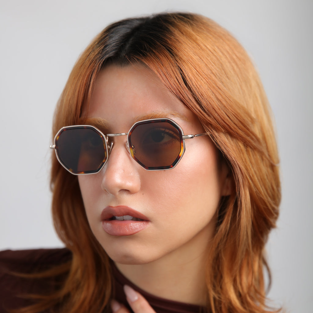 Dylan Tate Sunglasses | illesteva